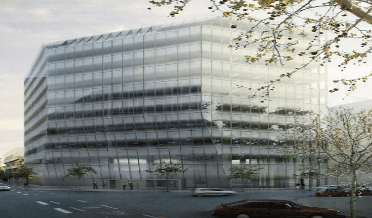 Un edificio hexagonal con fachada de muro cortina de cristal | REVIP ...
